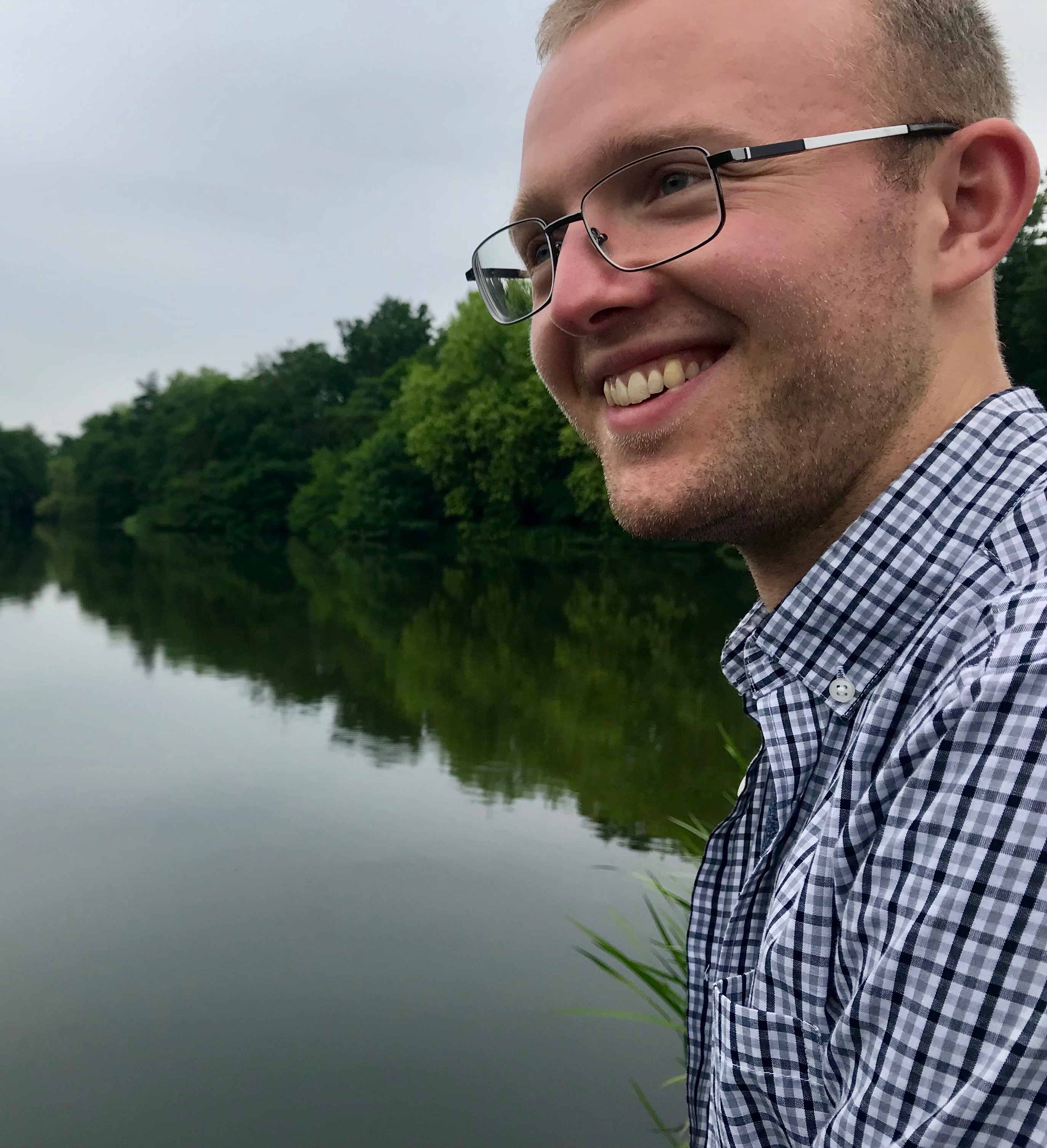 Headshot-Lee – Simon H. Lee